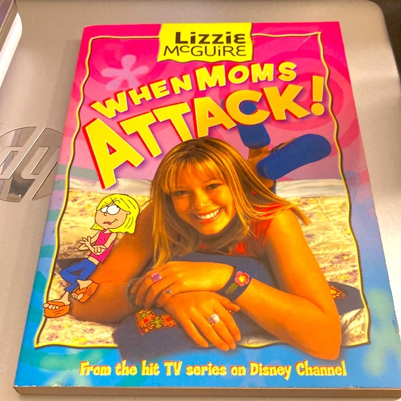 Other | Lizzie Mcguire When Moms Attack Middle Grade Book 200s Y2k ...